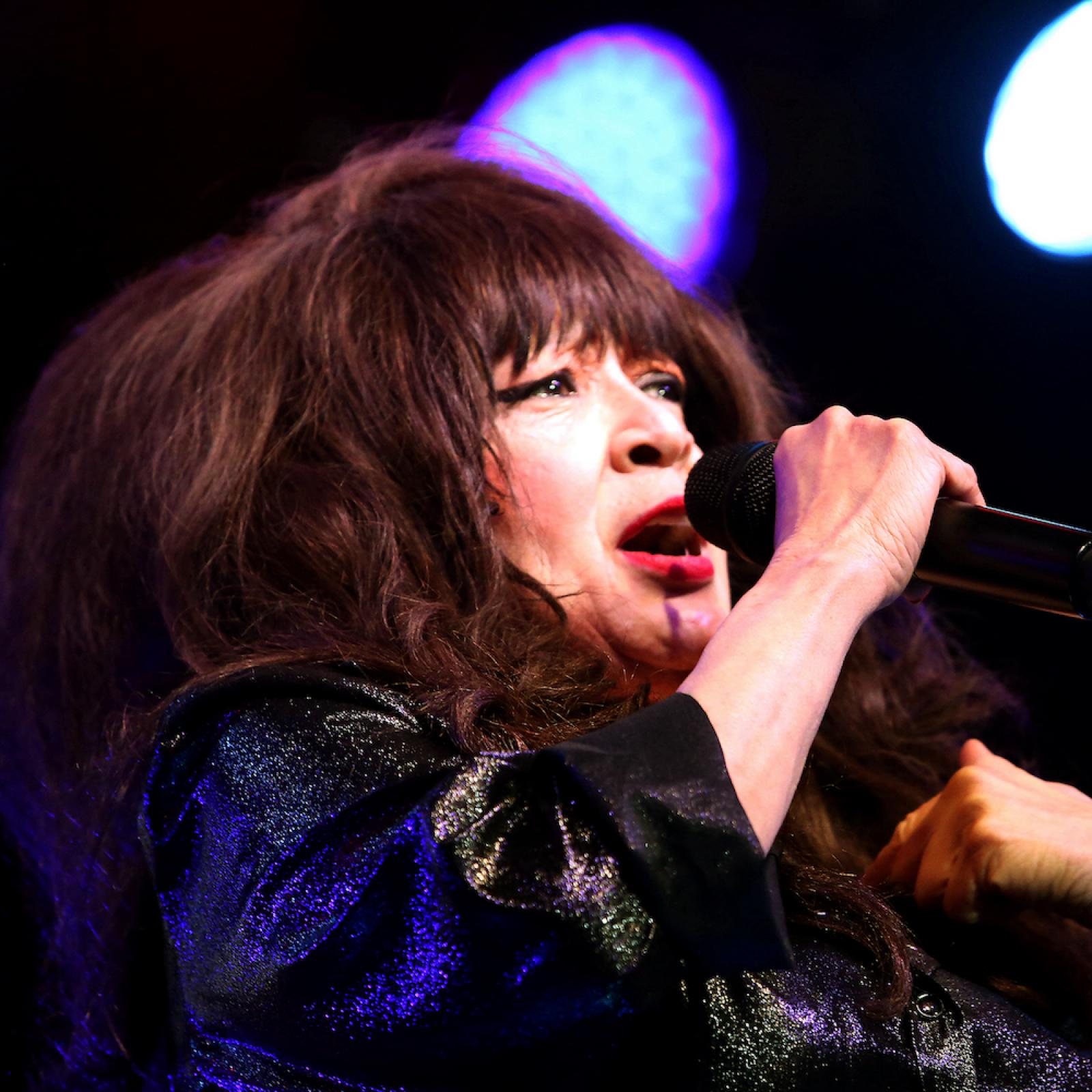 Ronnie Spector's Comeback | Fresh Air Archive: Interviews with Terry Gross